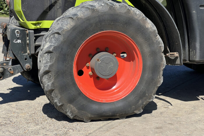 ARION 620 TRACTOR - Doubleday Group