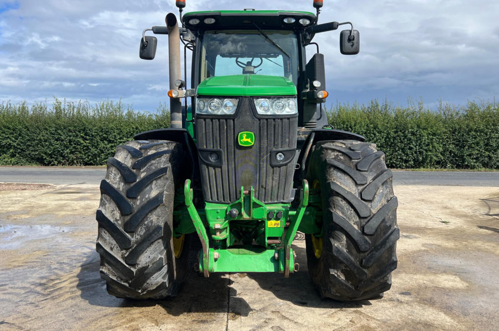 7250R TRACTOR - Doubleday Group