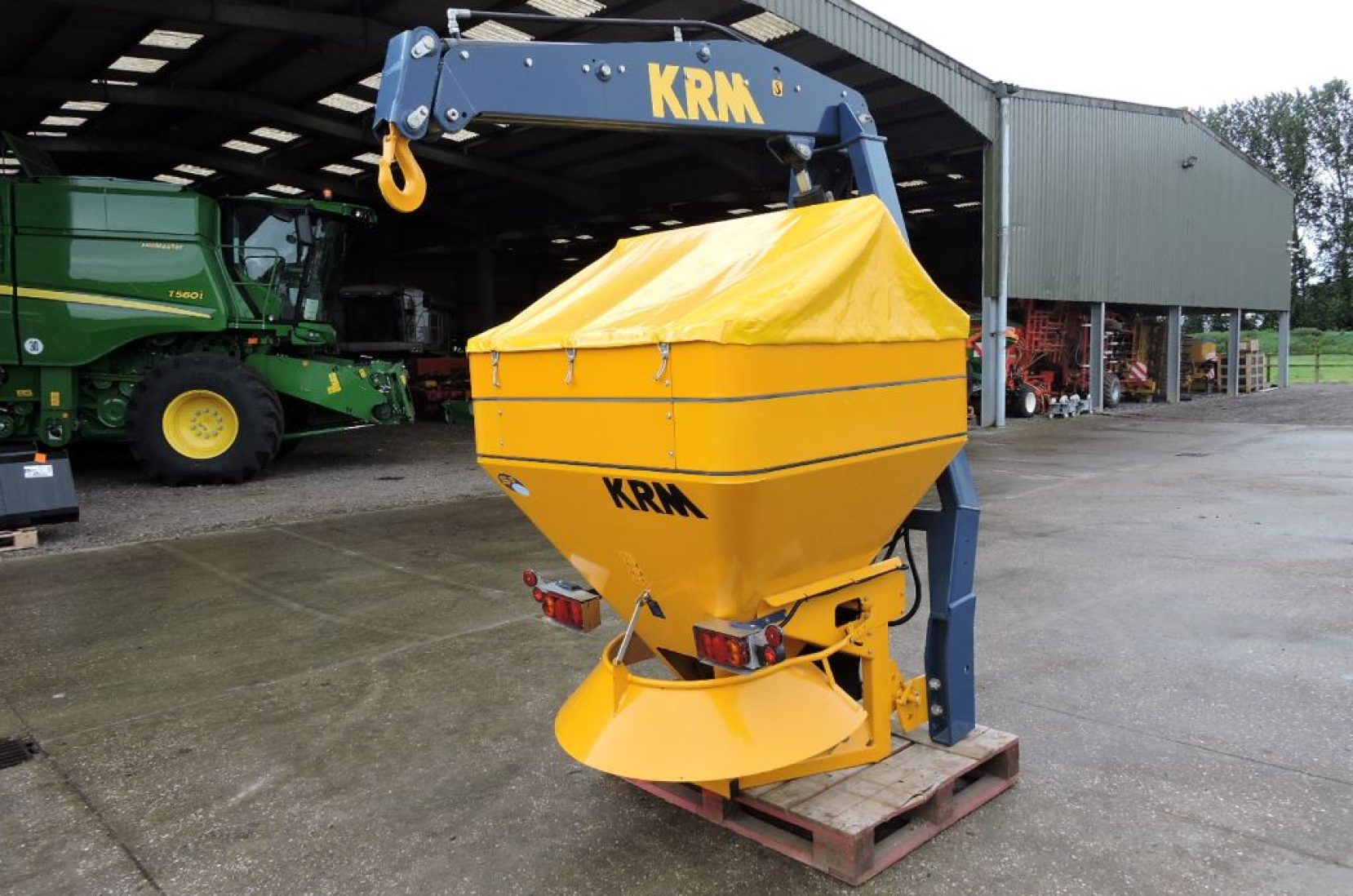 S3 SPREADER - Doubleday Group