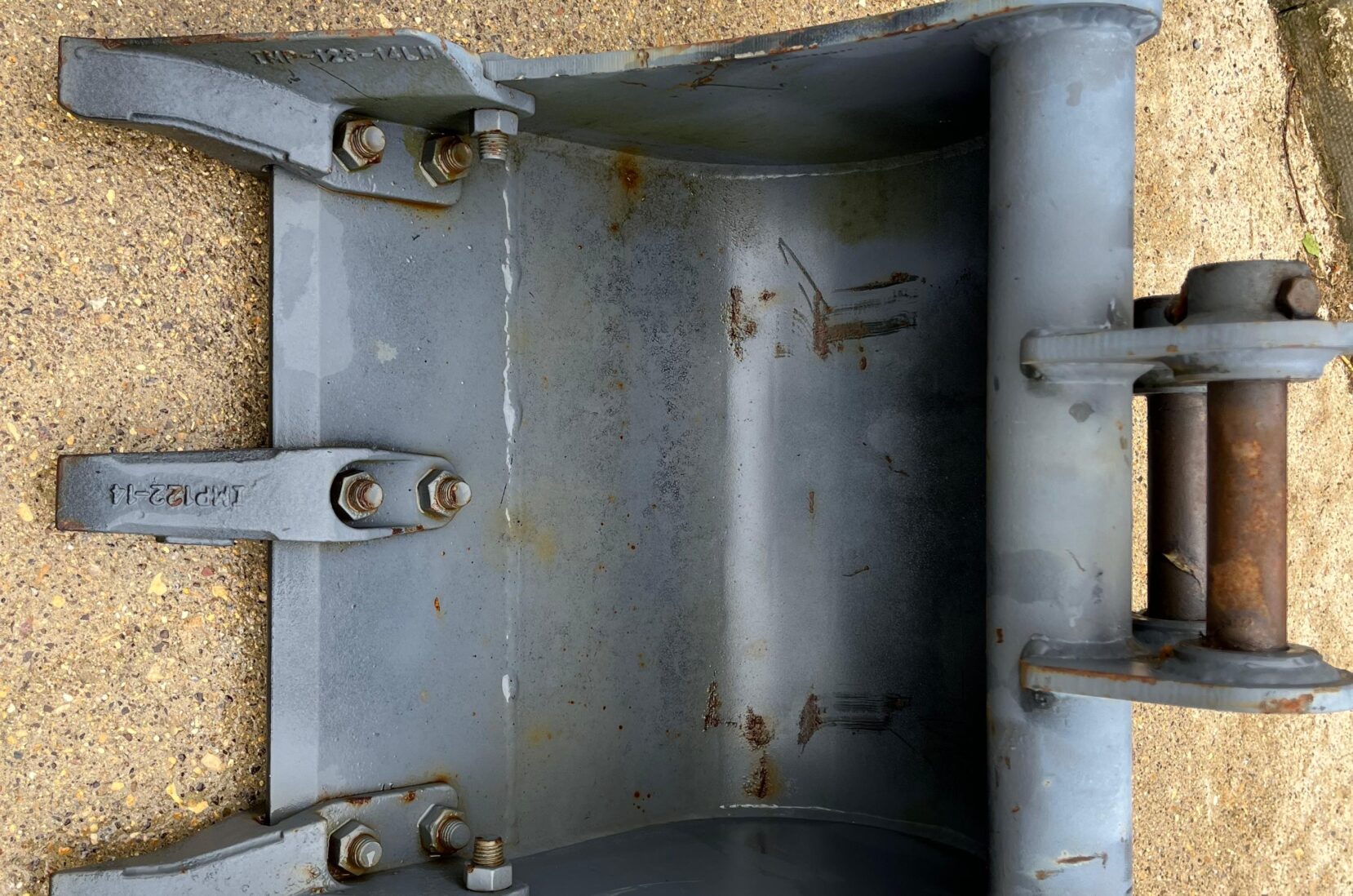 BUCKET DIGGER BUCKETS - Doubleday Group